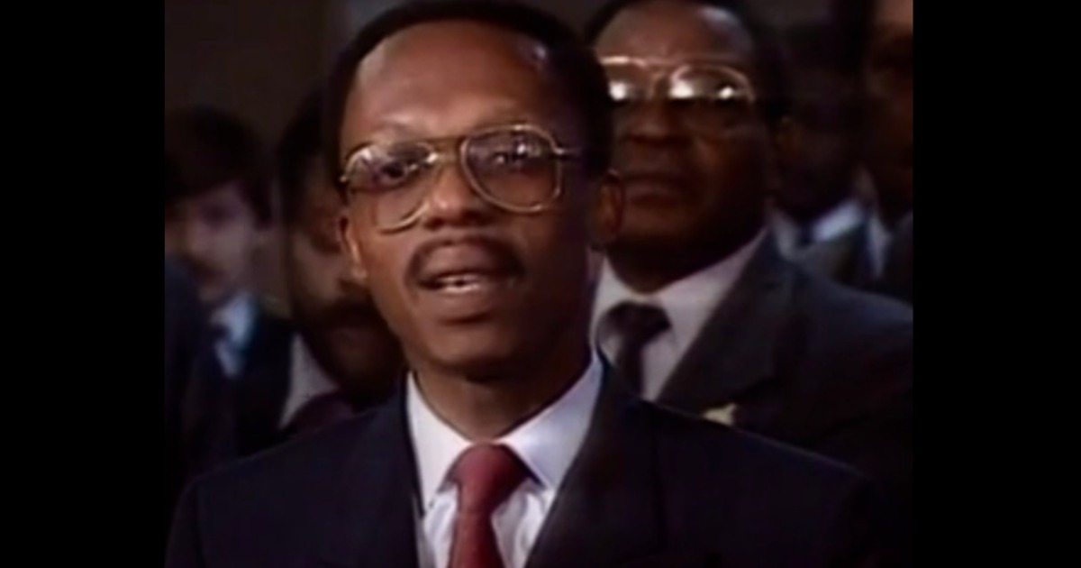 16 décembre 1990 - Jean-Bertrand Aristide devient président d'Haïti ...