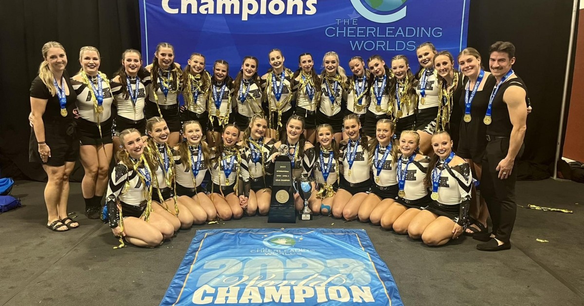 Entrevue : Amies et championnes du monde de cheerleading! | Articles ...